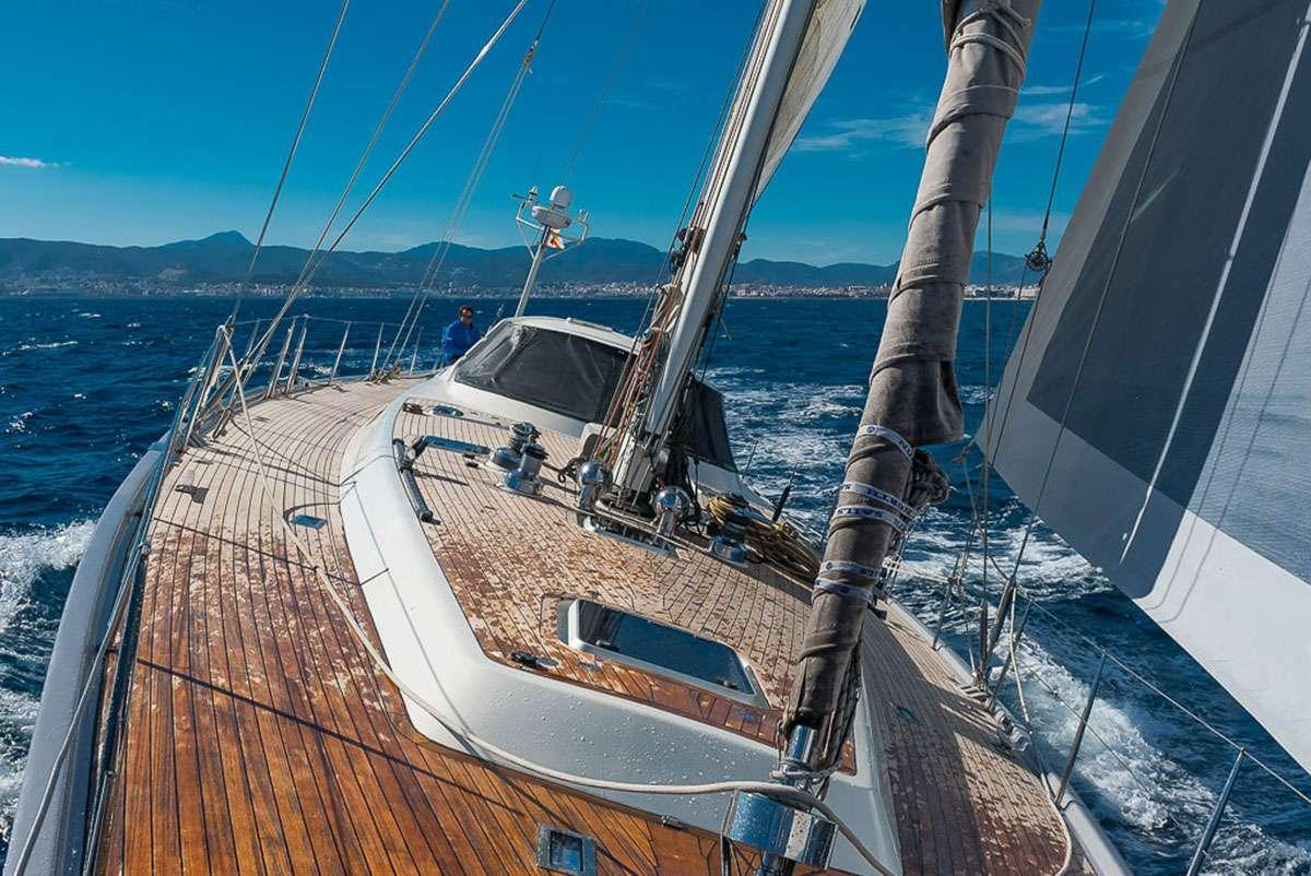 Ocean phoenix Yacht Charter yacht for charter from 25 000 € per week ...
