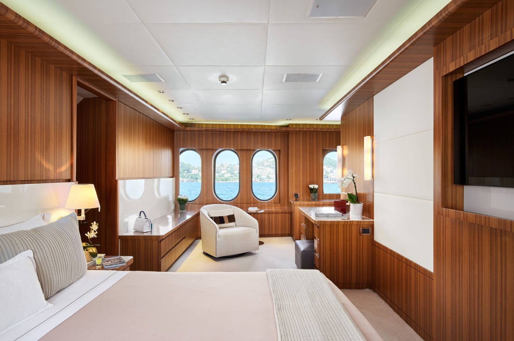 Seashell Yacht Charter super yacht for charter from 140 000 € per week ...