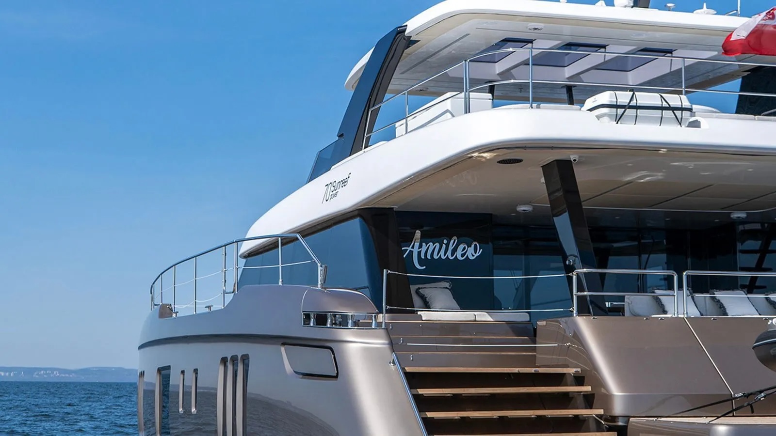 Amileo Yacht Charter yacht for charter from 58 000 € per week | YachtHunter