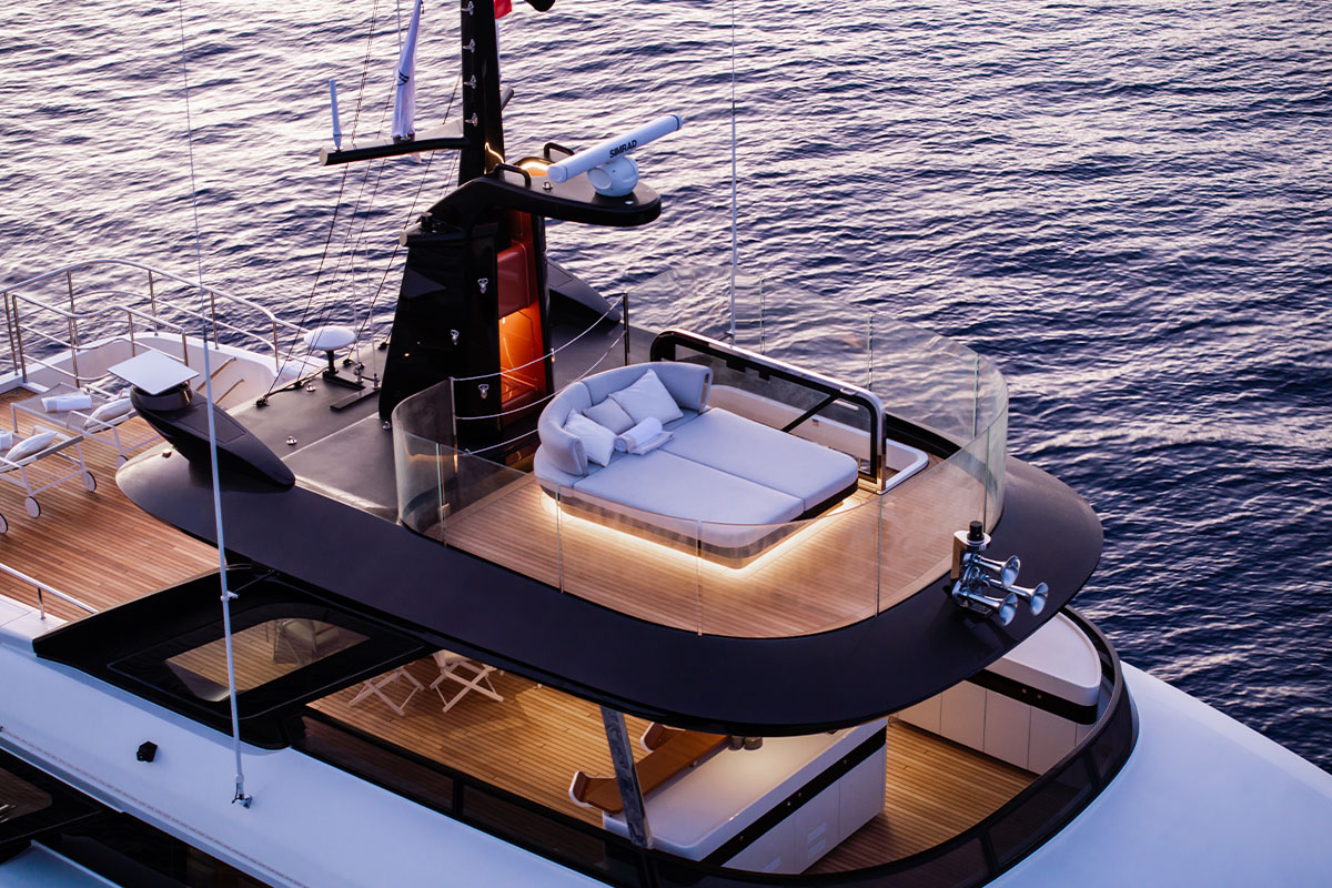 Angel Yacht Charter super yacht for charter from 170 000 € per week ...