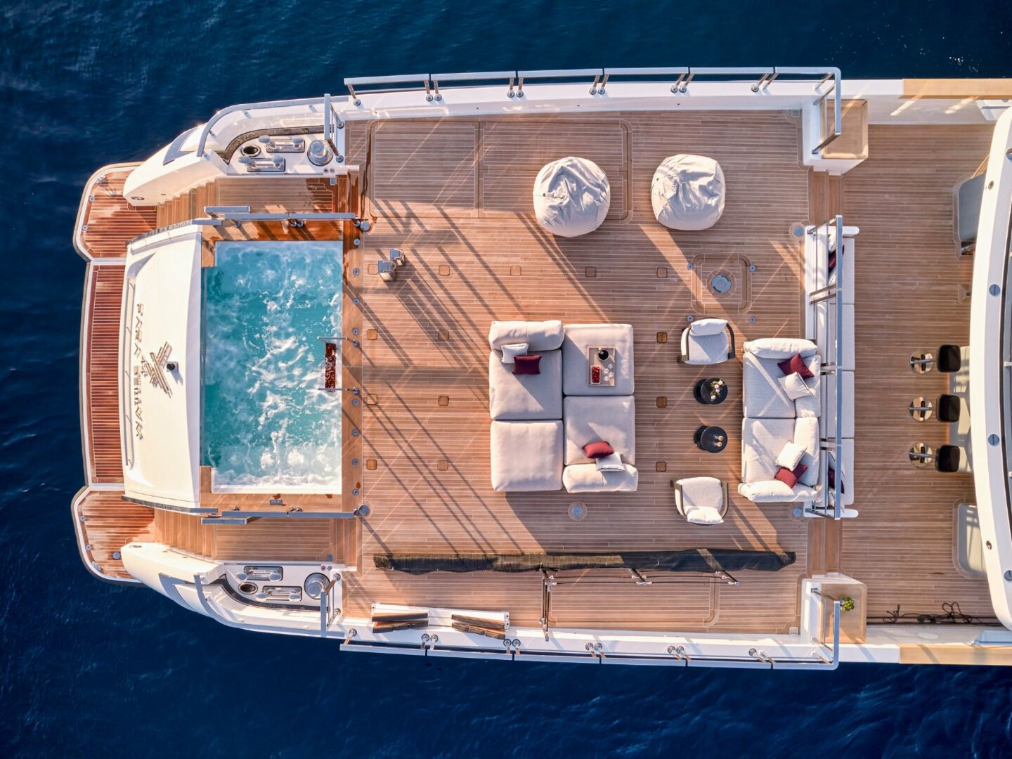 Para bellum Yacht Charter super yacht for charter from 300 000 € per ...