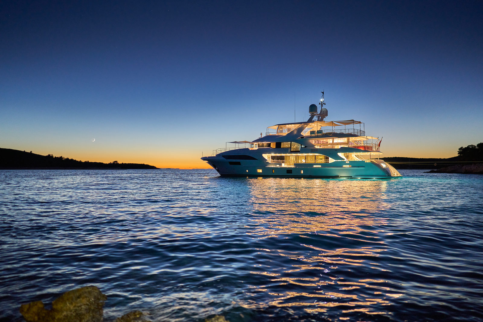 Happy me Yacht Charter super yacht for charter from 190 000 € per week ...