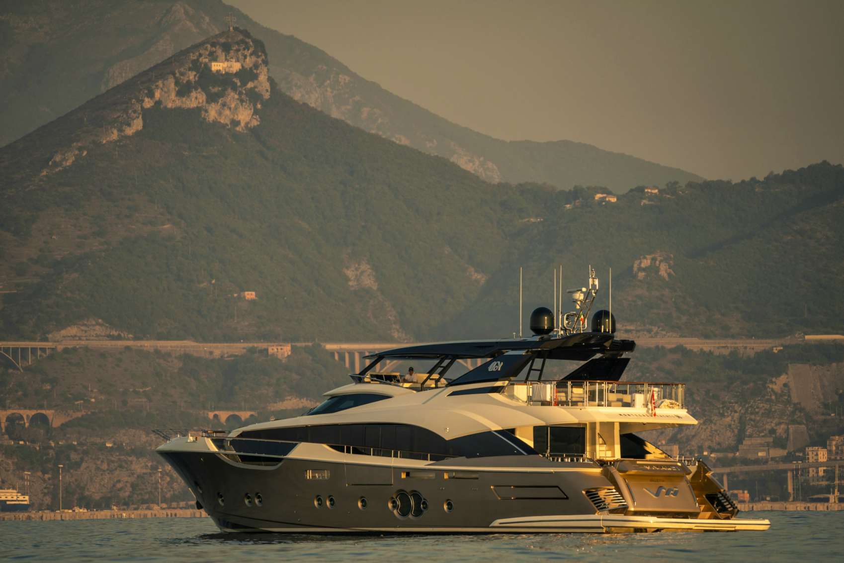 Vivaldi Yacht Charter yacht for charter from 80 000 € per week ...
