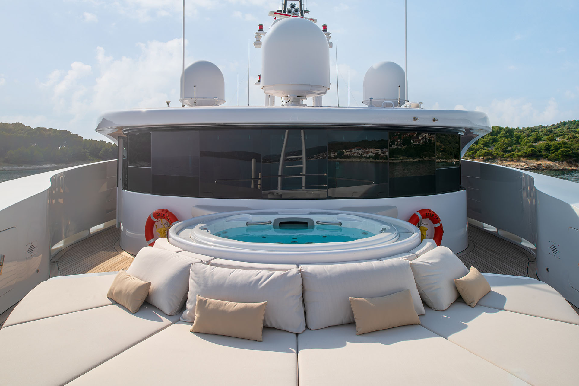 Taleya Yacht Charter super yacht for charter from 290 000 € per week ...
