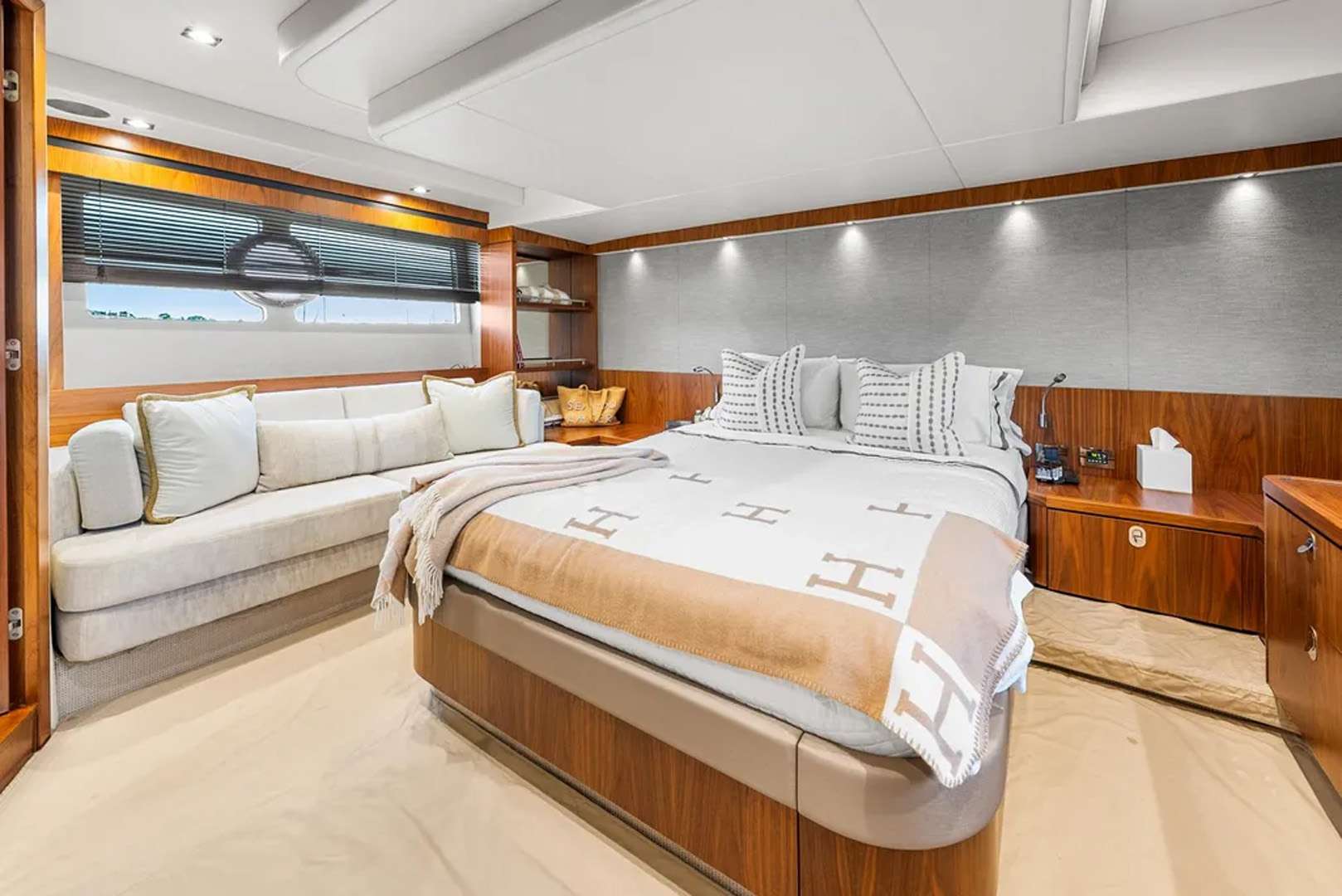 Guardian of the sea Yacht Charter yacht for charter from 42 500 $ per ...