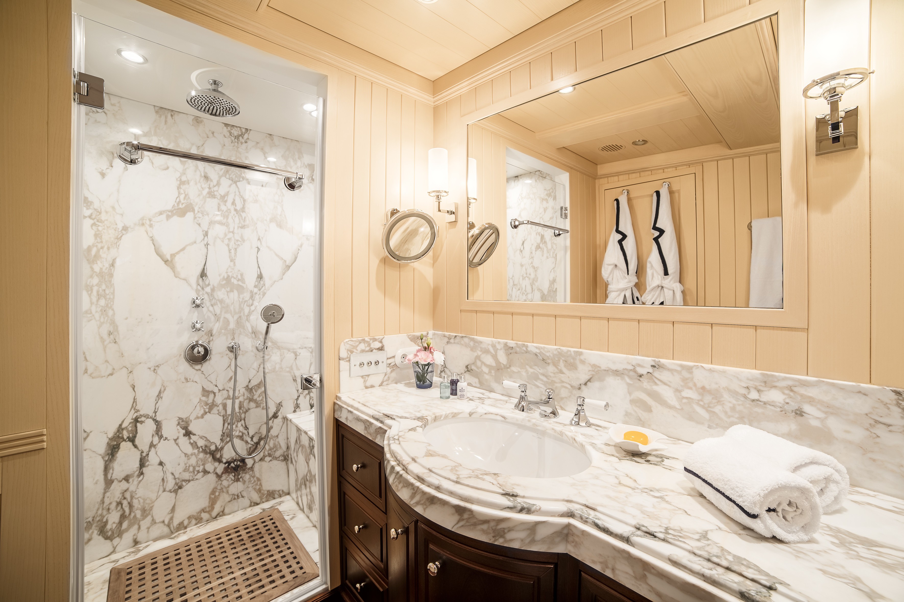 Taransay Yacht Charter super yacht for charter from 80 000 € per week ...