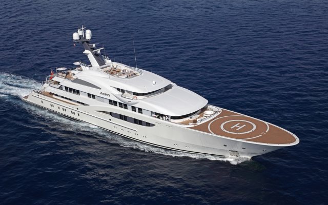 Gigia Yacht Charter super yacht for charter from 1 000 000 € per week | YachtHunter